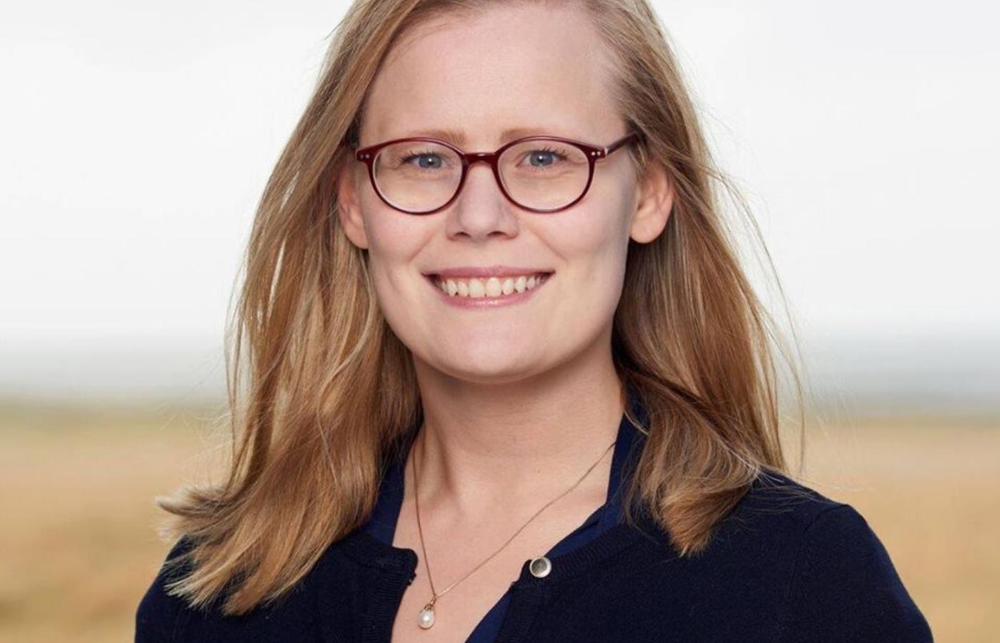 Ásta Guðrún biðst afsökunar: „Mígreni helltist yfir mig meðan ég stóð á ...