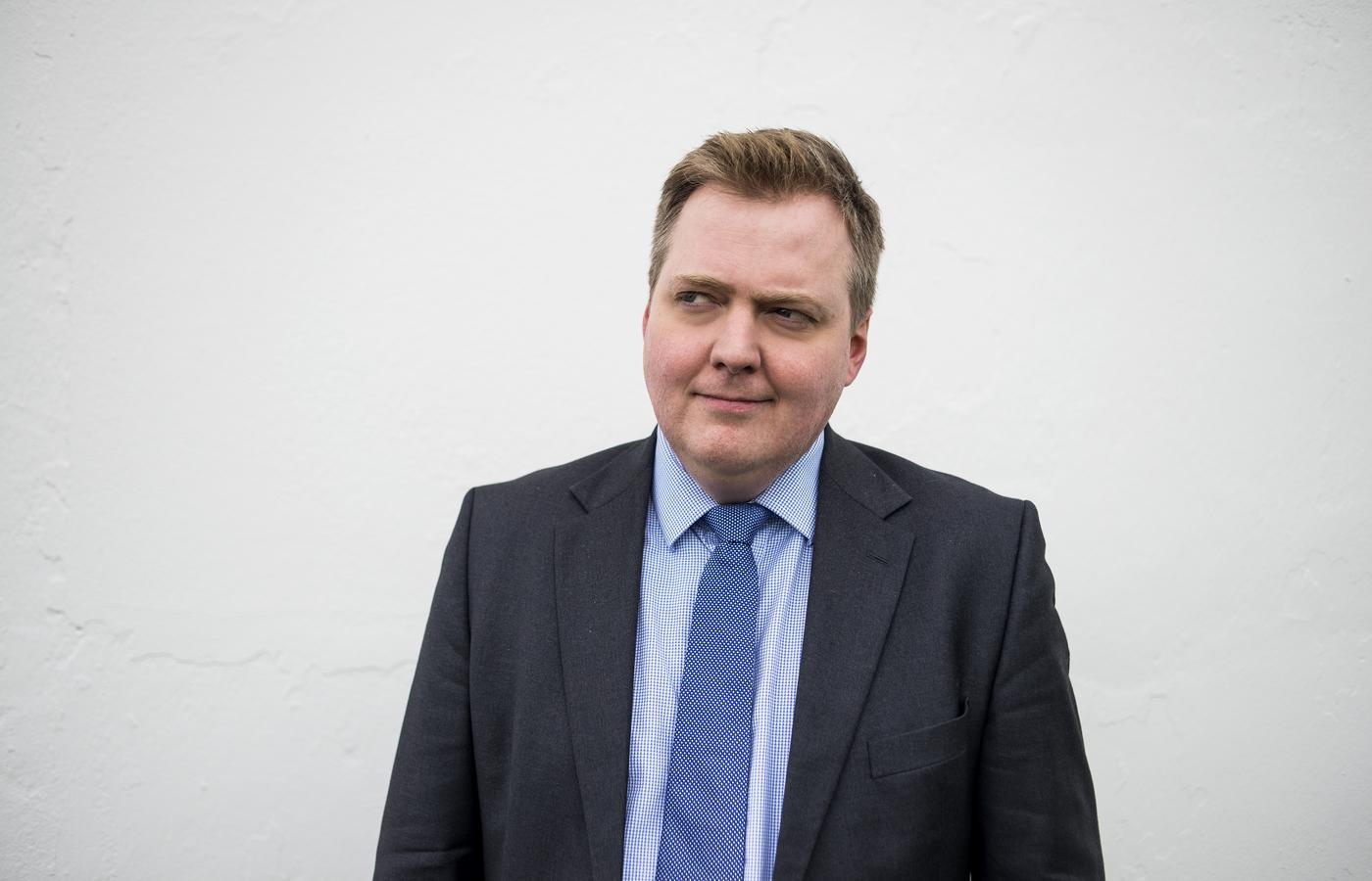 Laug í viðtali um aflandsfélög: Gekk út eftir að minnst var á Wintris - DV