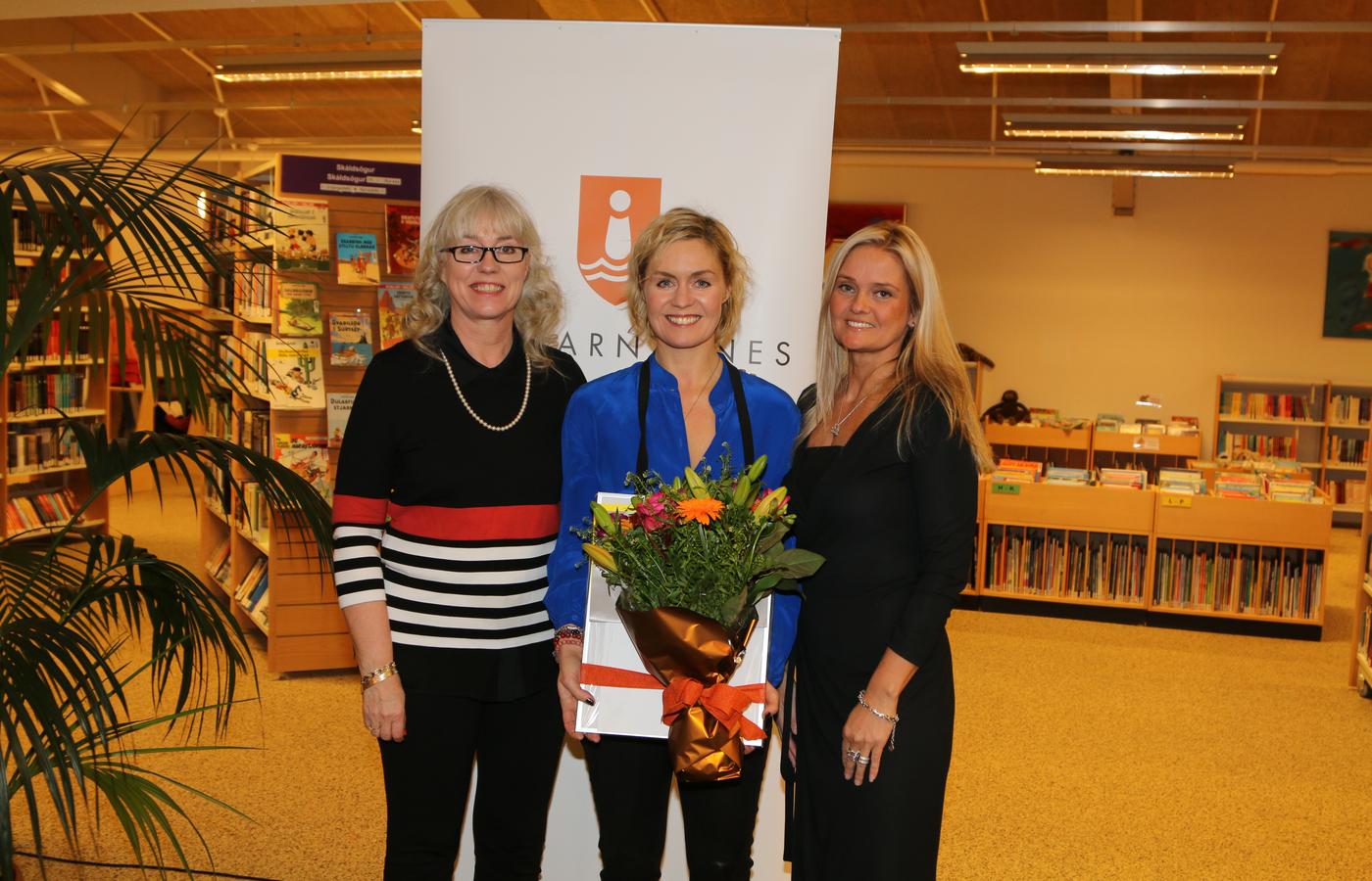 Nína Dögg valin - DV