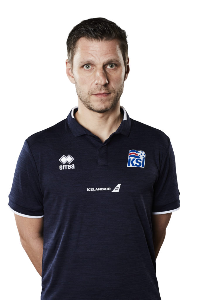 Fólkið á bak við velgengni strákanna - DV