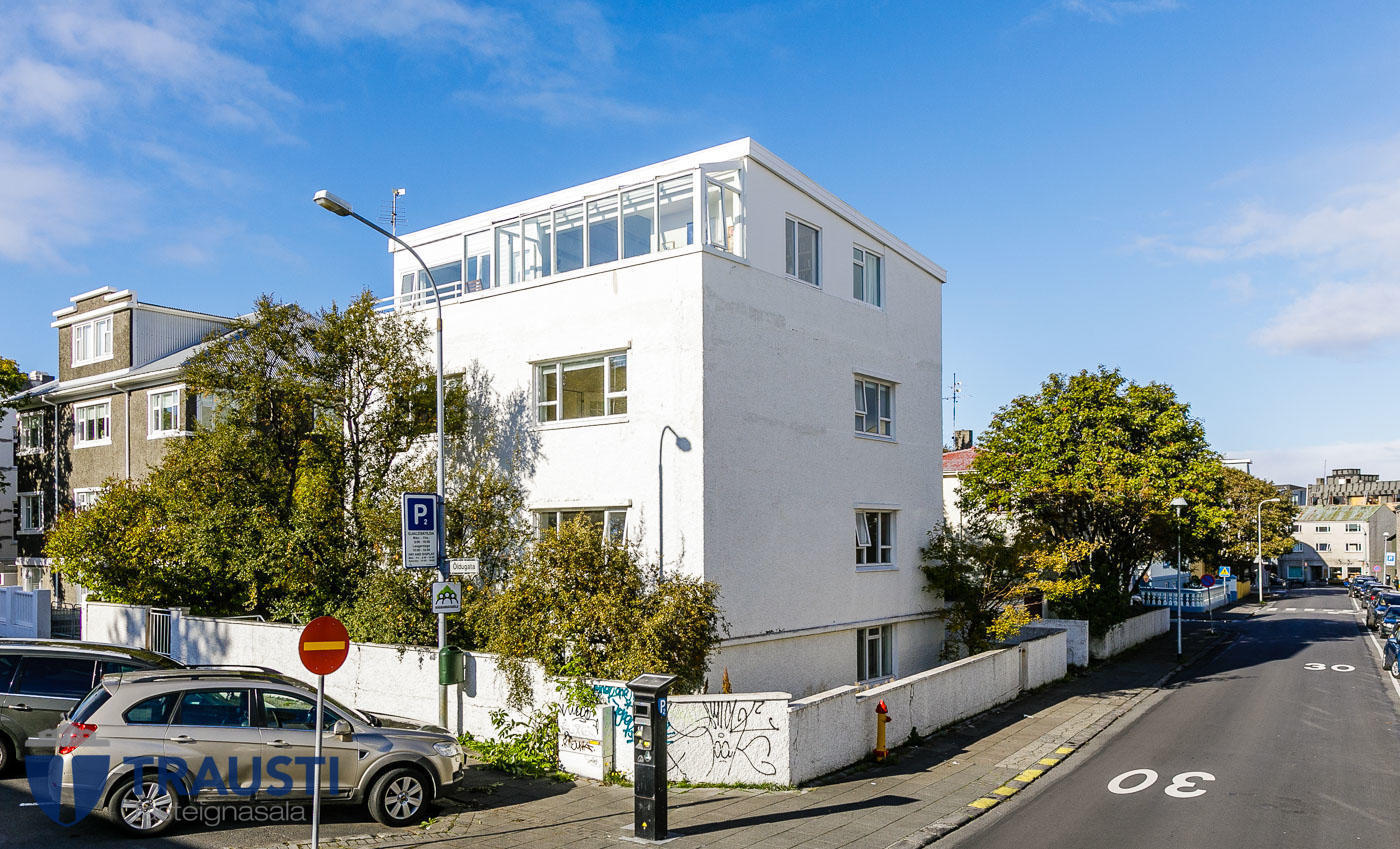 Páll Rafnar selur glæsieign í Garðastræti - DV