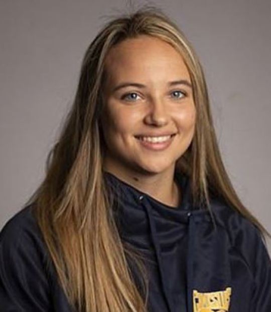 Höfnuðu dóttur sinni vegna samkynhneigðar hennar - DV