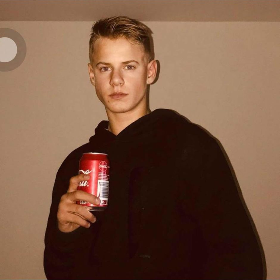 Hún bannaði syni sínum að fara í íbúðina – Hann gerði það samt og kom ...