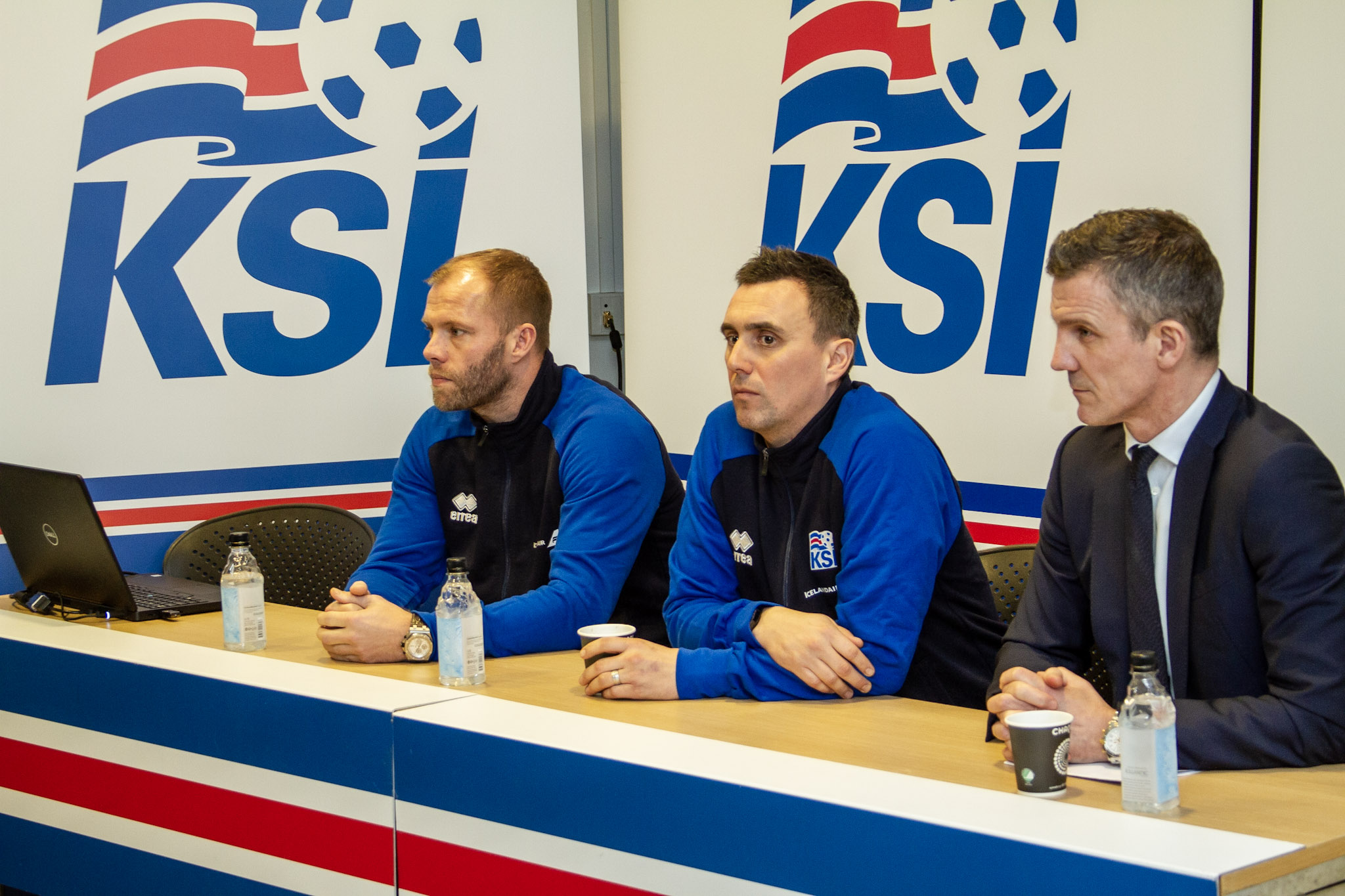 Arnar og Eiður Smári fara með strákana til Danmerkur - DV