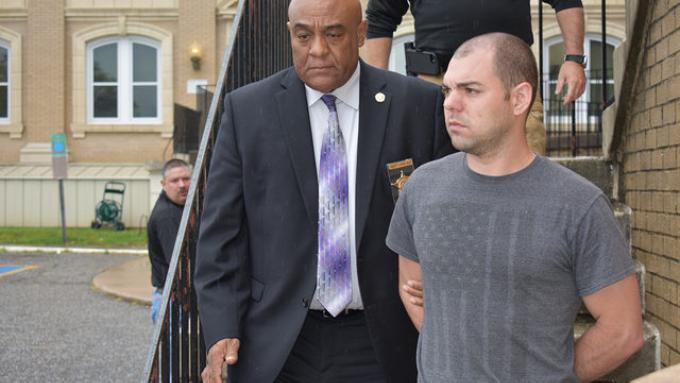 Beitti ömurlegu bragði til að koma höggi á kærasta sinnar fyrrverandi - DV