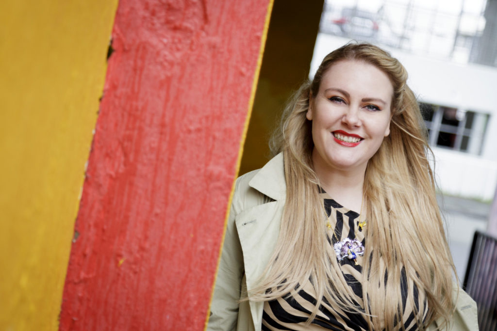 Annáll - September – Barnaníðingar og Braggamálið - DV