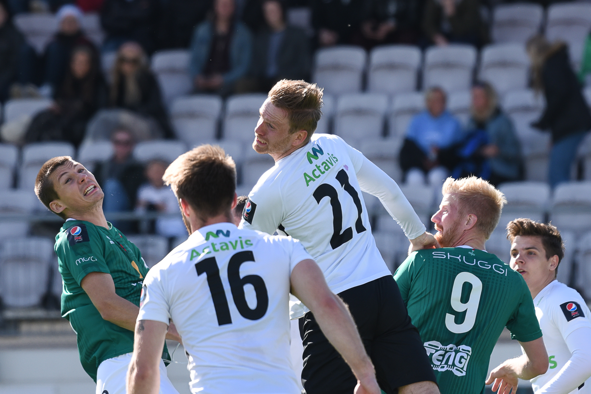 Plús og mínus: Auðvelt að vera reiður út í Ívar - DV