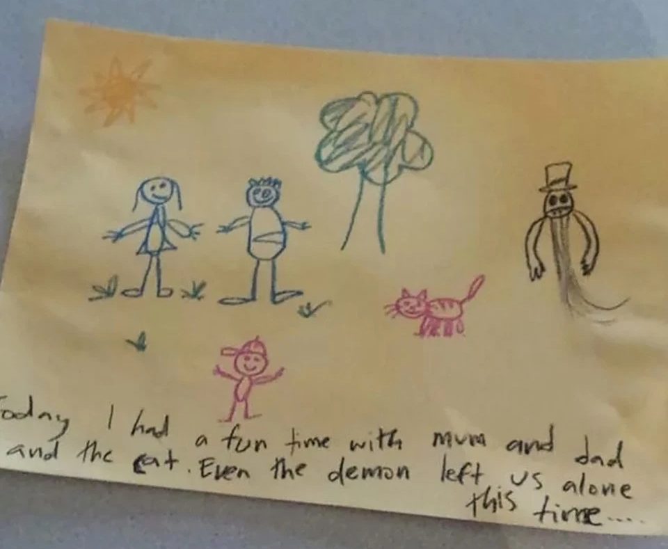 Börn segja sannleikann með óborganlegum teikningum: „Pabbi minn elskar ...