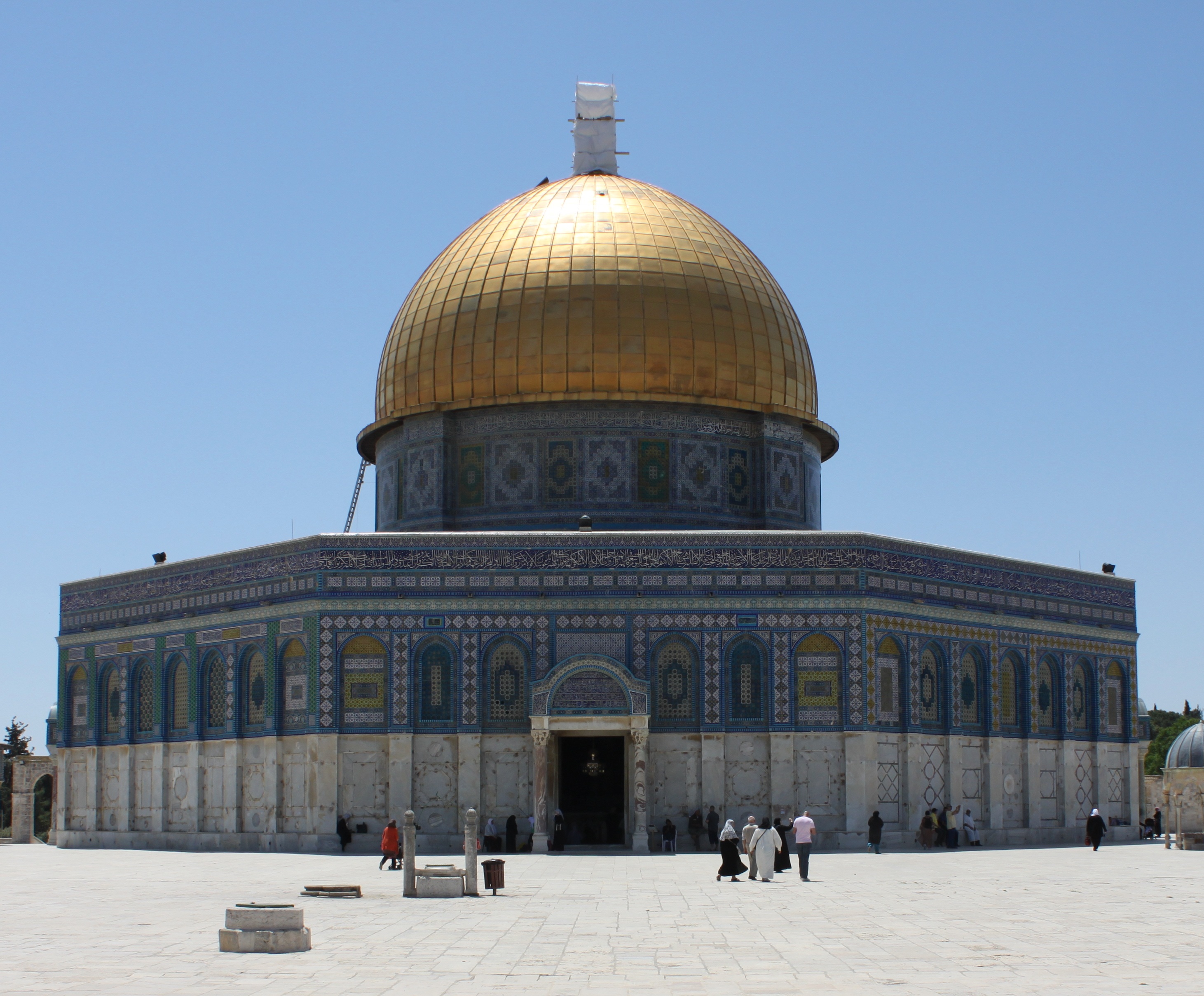 Loka Al-Aqsa moskunni í Jerúsalem vegna COVID-19 - DV