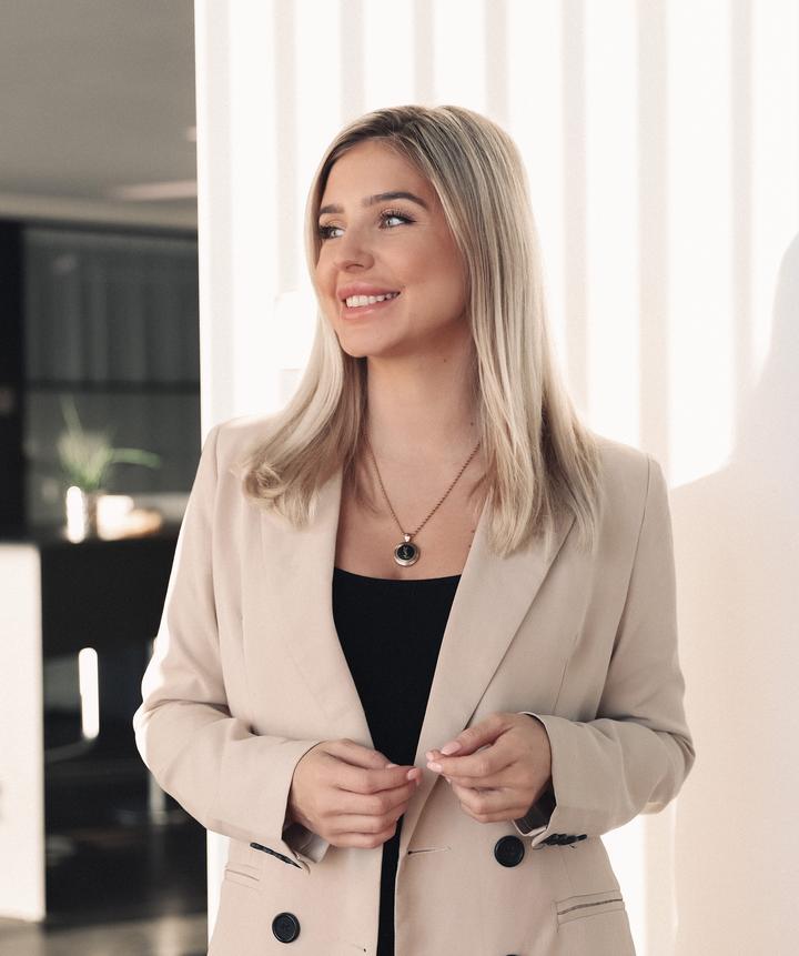 Fegurðardrottningar sem leituðu á önnur mið - DV