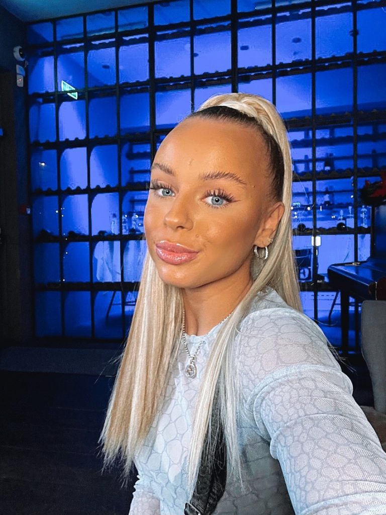 Lára Clausen varð fyrir barðinu á tölvuþrjóti – „Þetta er pínu eins og ...