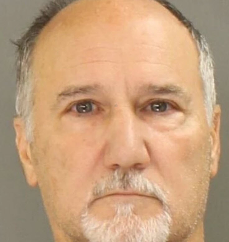 Kaffisopi á flugvellinum varð morðingjanum að falli - DV