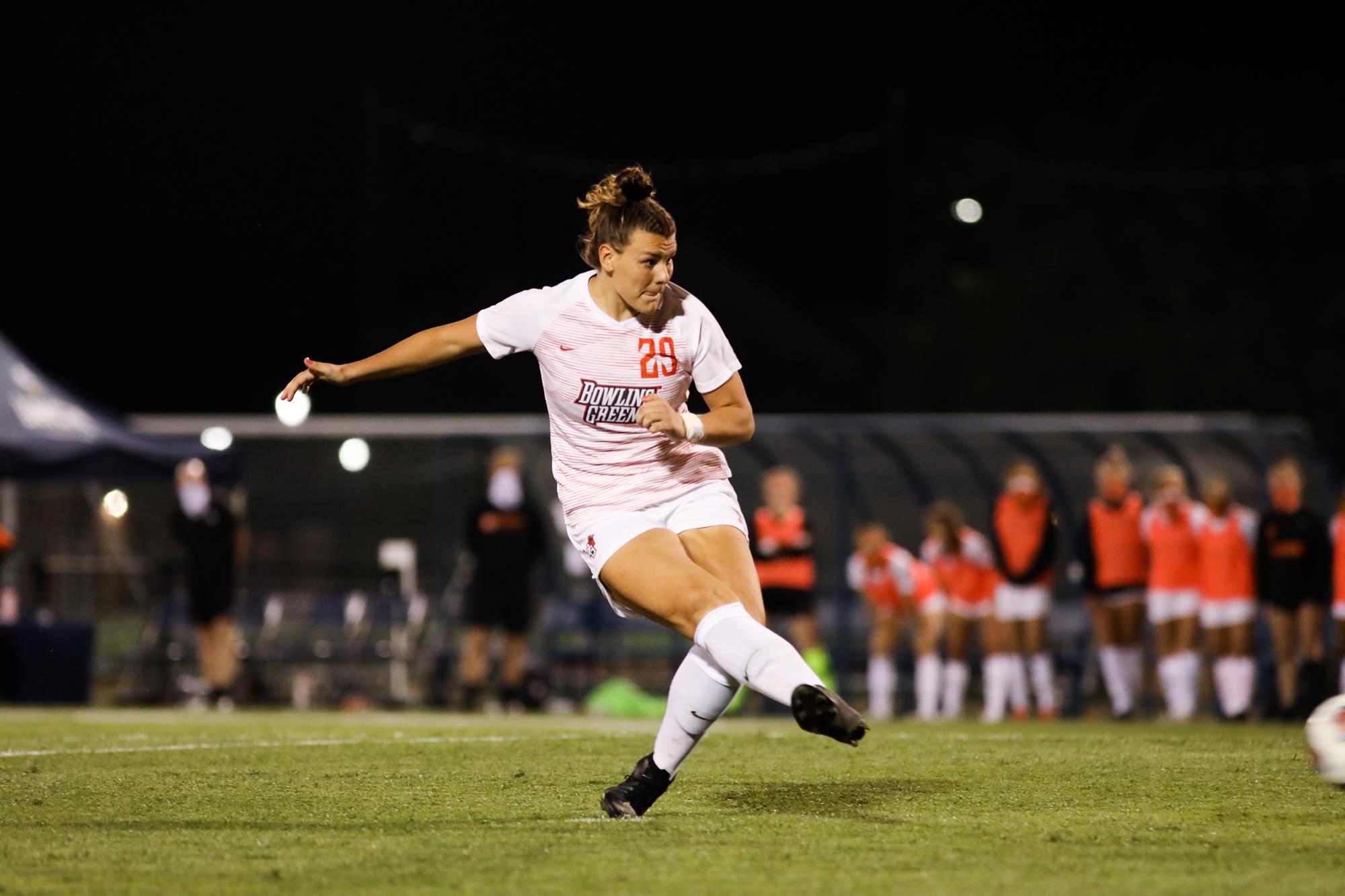 ÍBV fær framherja frá Bandaríkjunum - DV