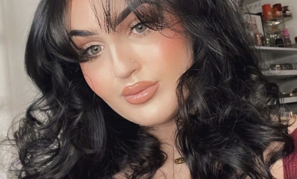 Gagnrýnd harðlega fyrir að segja að það sé erfitt að vera áhrifavaldur - DV