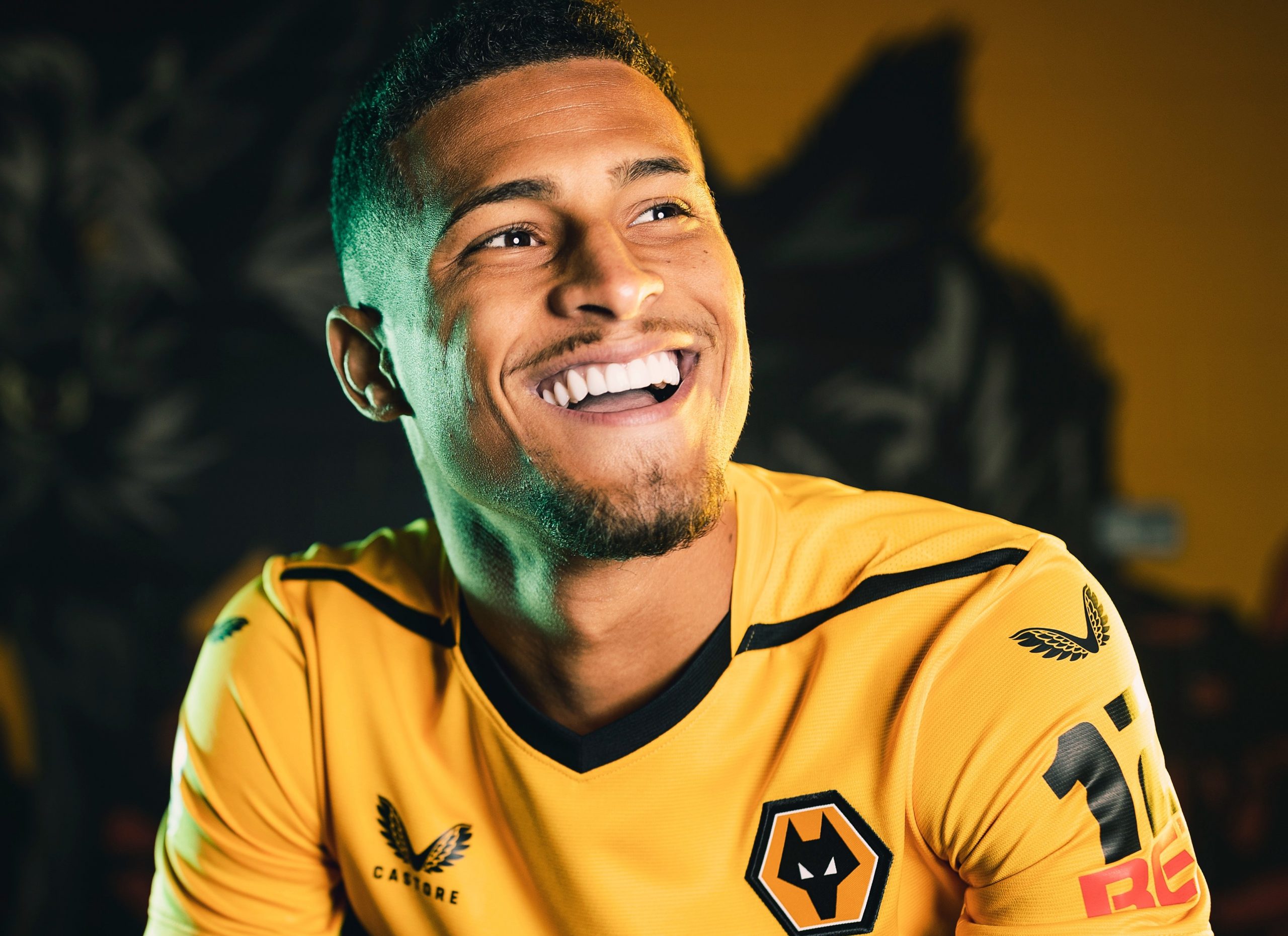 Wolves festir kaup á miðjumanni frá Brasilíu - DV