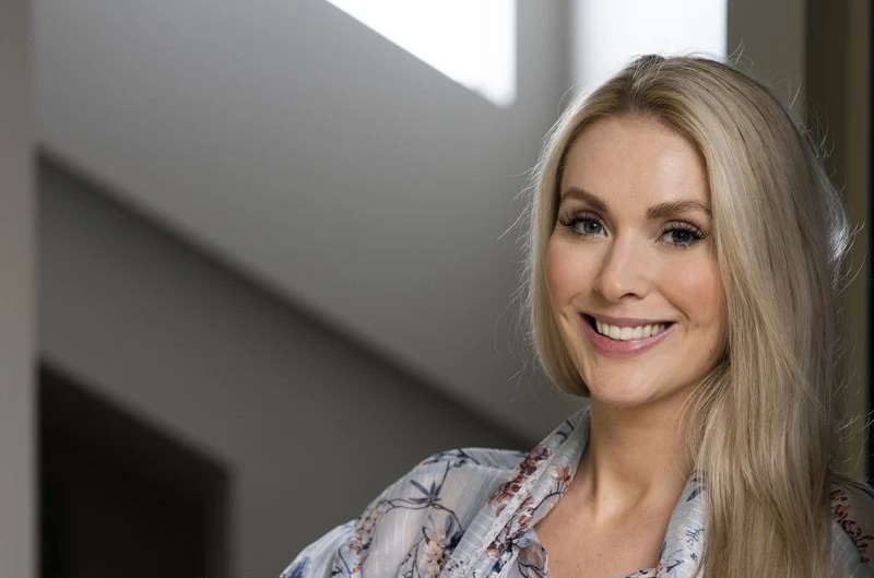 Alexandra Helga kaupir húsnæði í Ármúla - DV