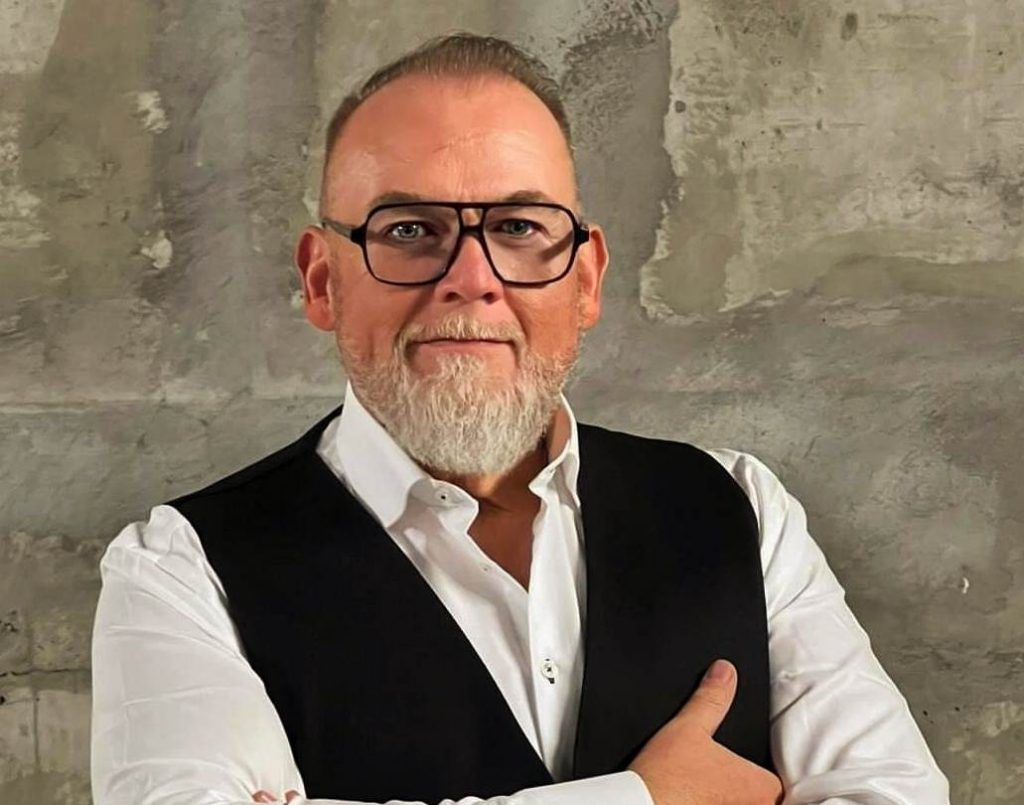 Sveinn Hjörtur ætlar að hreyfa sig daglega í mars - Hvetur aðra til að ...