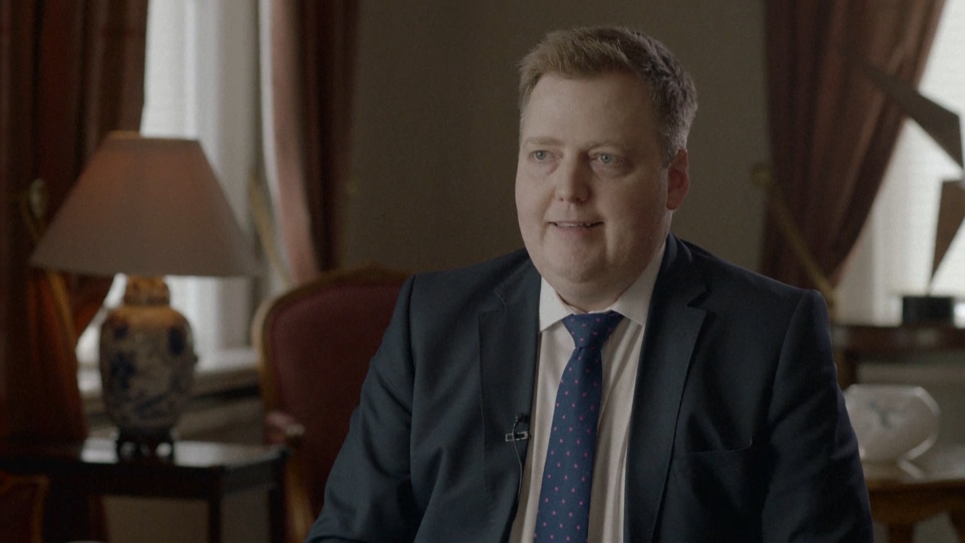 Sigmundur gerir upp Wintris-viðtalið og leynifund kröfuhafa - Hefði átt ...