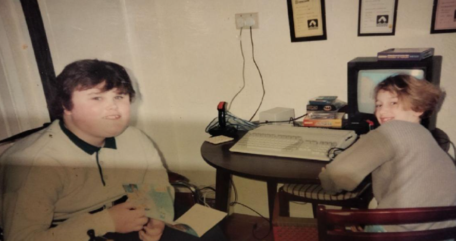 Gátu skoðað innihald tölvunnar eftir 30 ár – Það grætti móðurina - DV