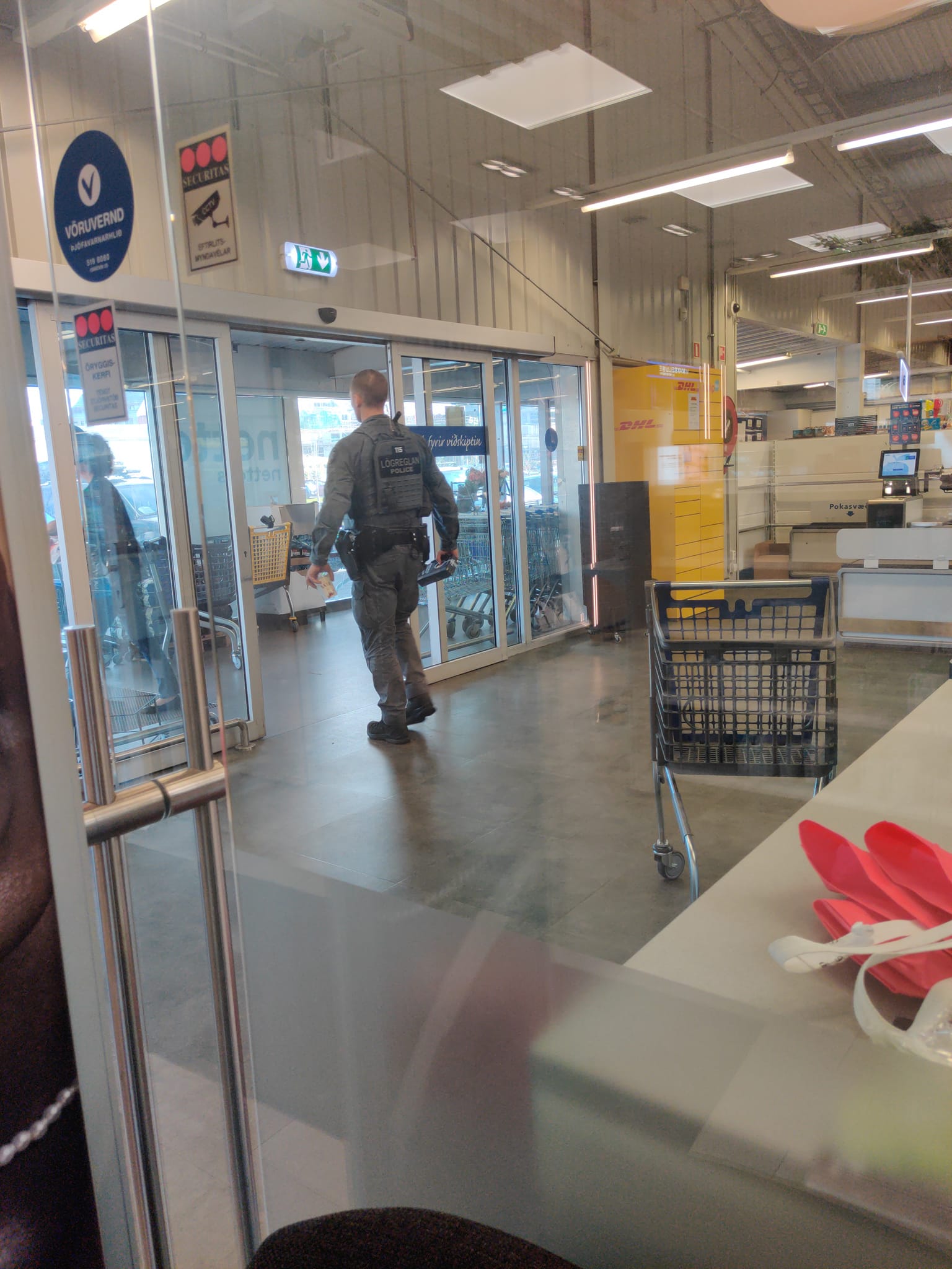 Fyrrum borgarfulltrúi ósáttur við að lögreglumenn beri byssur þegar ...