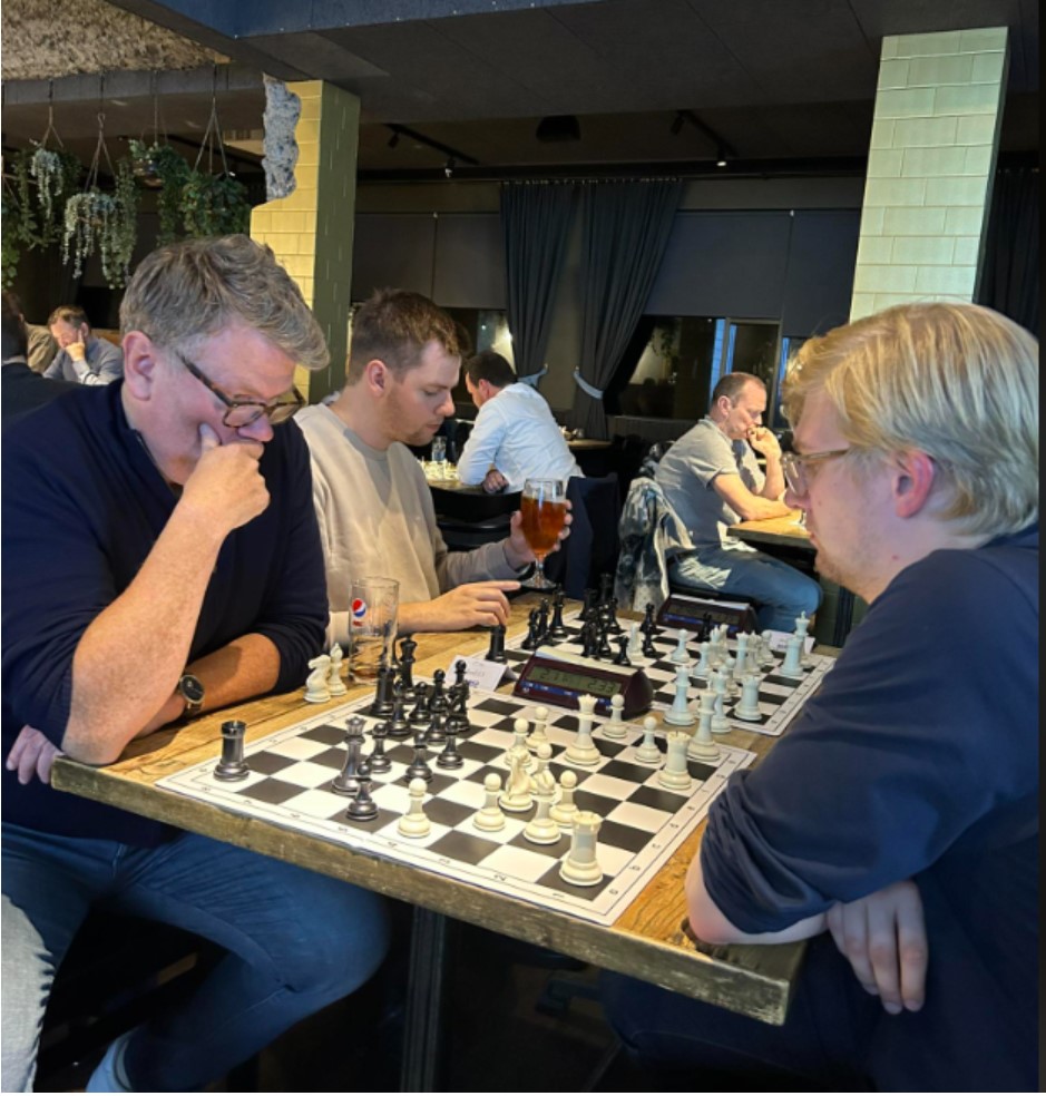 Höddi Magg sló í gegn á skákmóti - Lagði sterka meistara að velli - DV