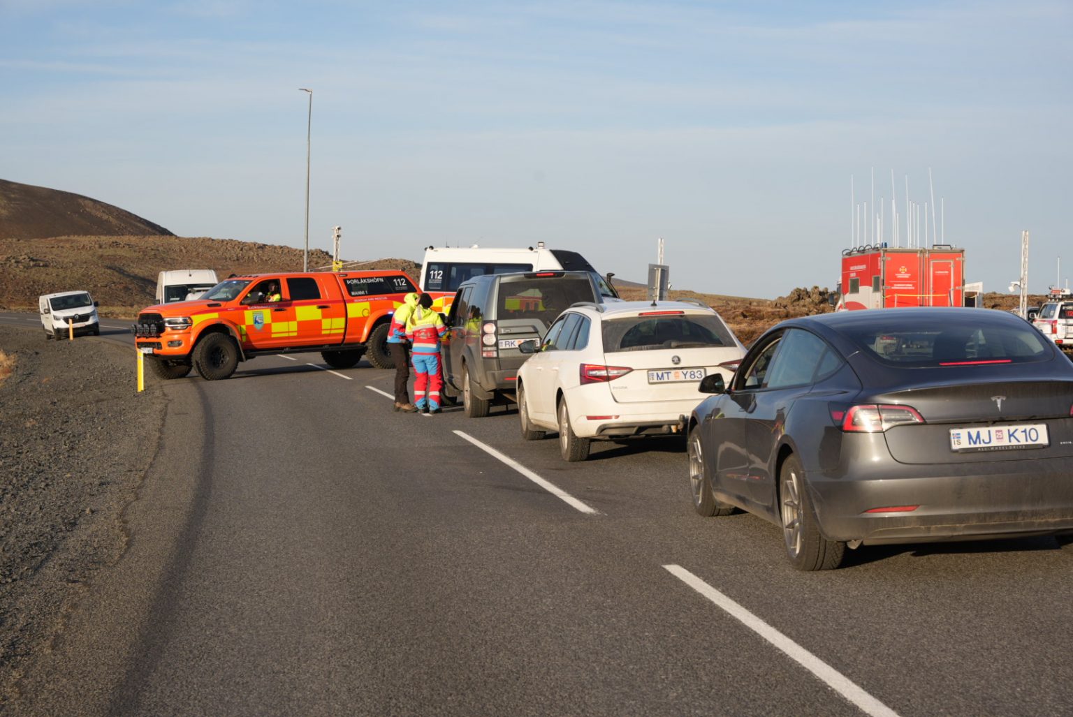 Ástandið í Grindavík - Maður þurfti að brjóta sér leið inn á heimili ...