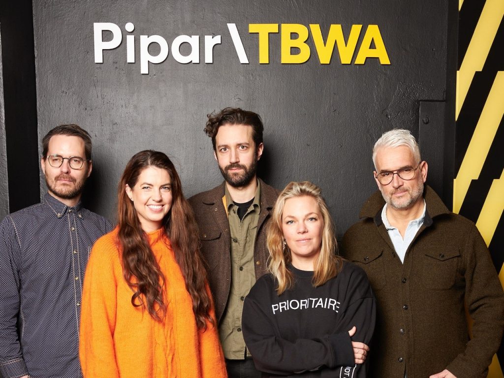 PiparTBWA hlaut verðlaun fyrir Blush herferð - Takk Egill tilnefnd - DV