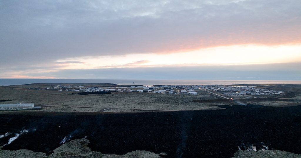 Eldgos yfirvofandi á Reykjanesskaga - DV