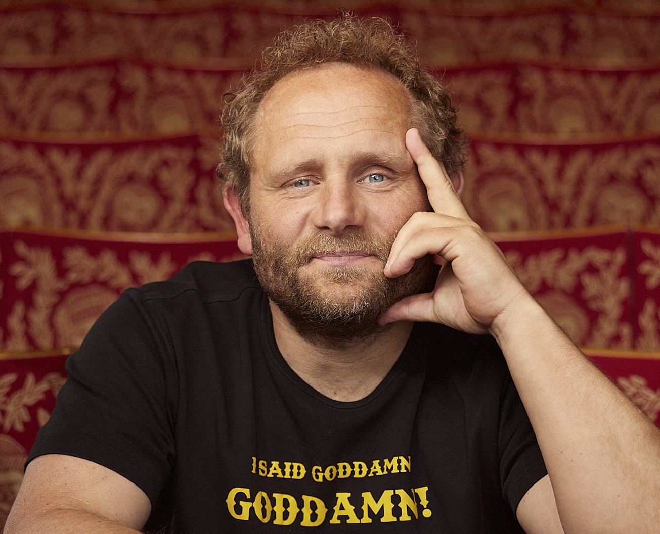 Sveppi fluttur á Akureyri - „Eiður Smári er nú ekki beint þægilegasti ...