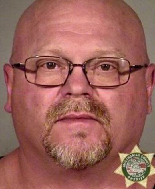 Tyggjó varð honum að falli - DV