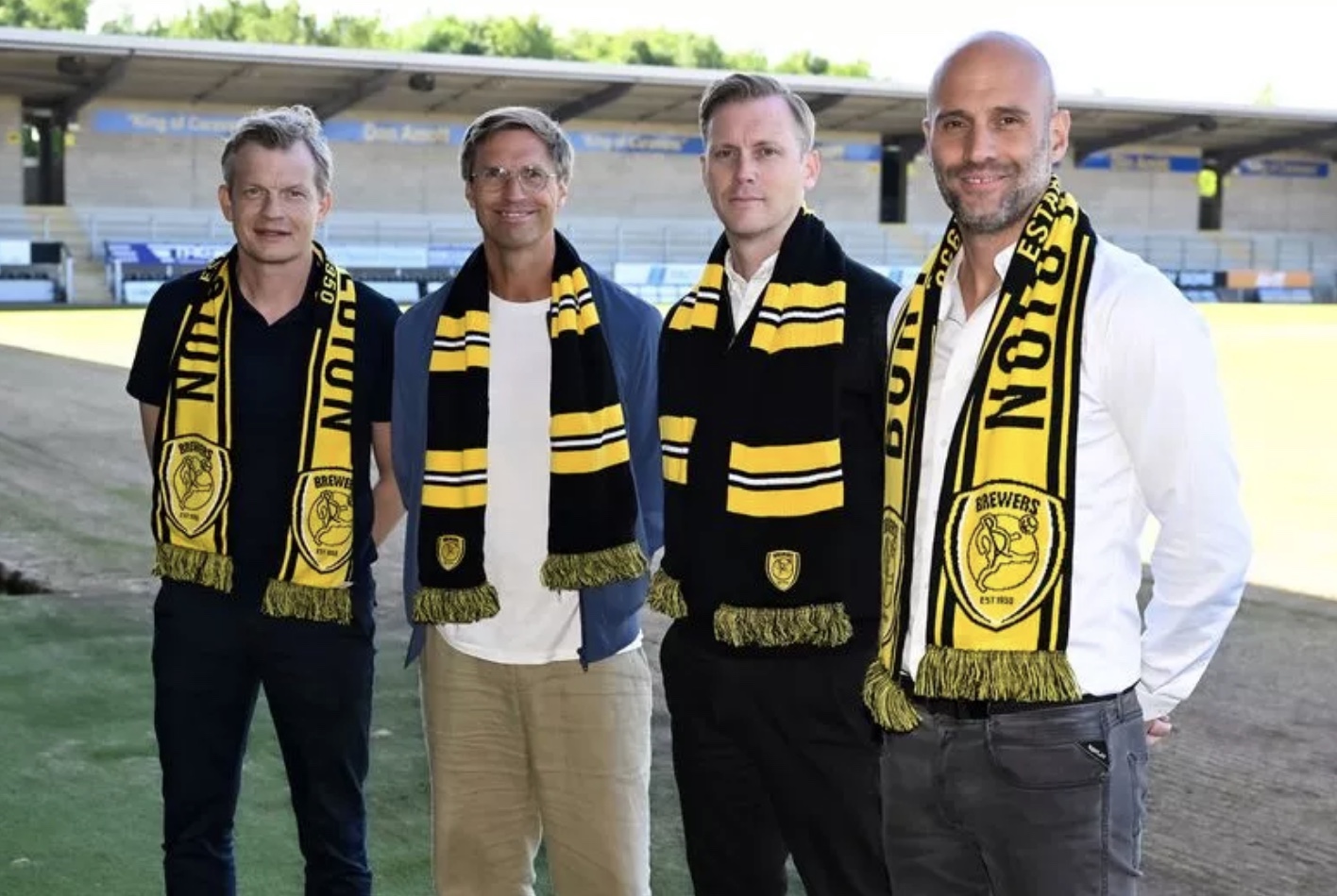 Íslensku eigendurnir búnir að reka stjórann eftir örfáa mánuði í starfi ...