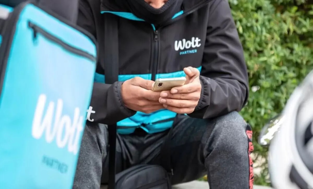 Mæður lýsa áreitni af hálfu matarsendla - „Er kona bara hvergi óhult“ : Wolt svarar fyrir - DV