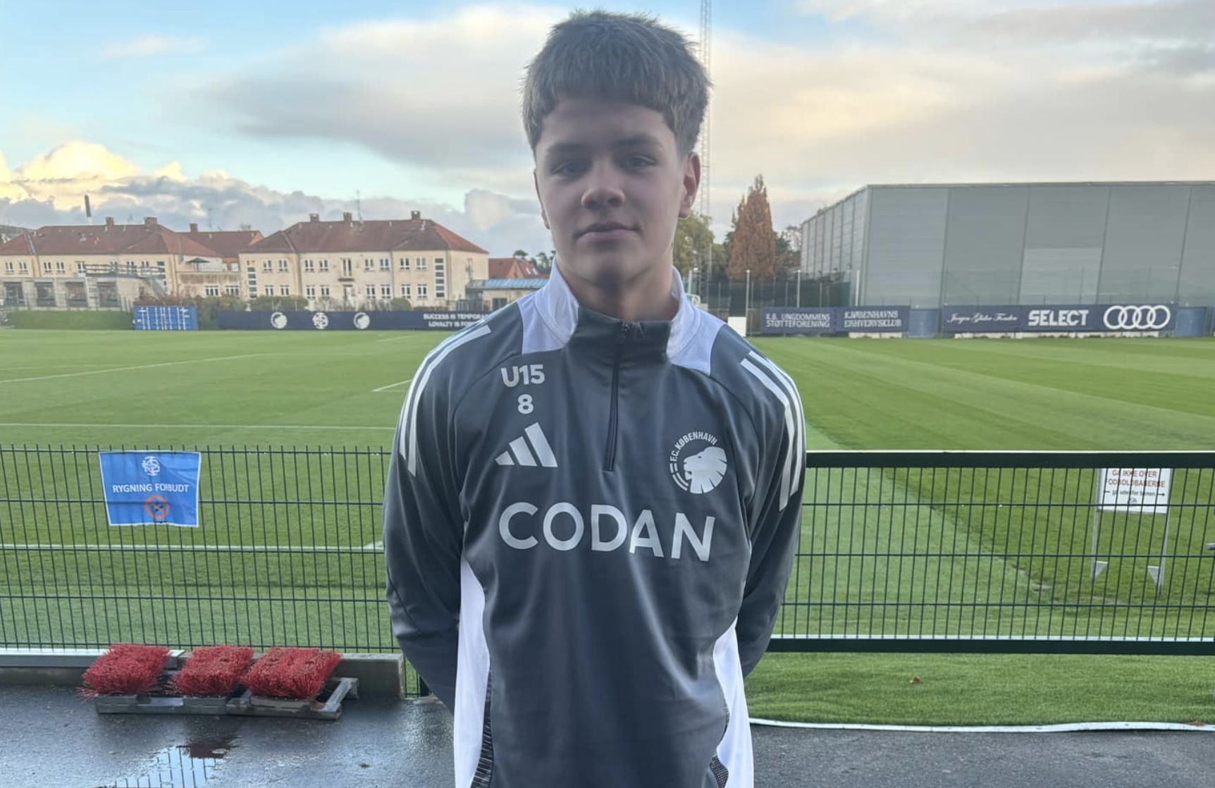 Alexander á reynslu hjá danska risanum og mun mæta United og City - DV