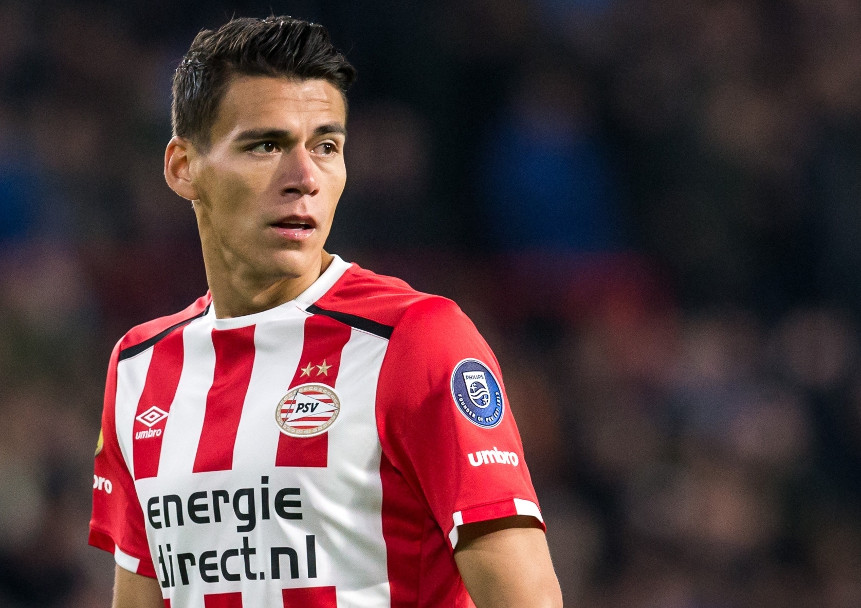 Spilar í vörn en lærði að verjast 28 ára gamall - ,,Hef aldrei lært ...