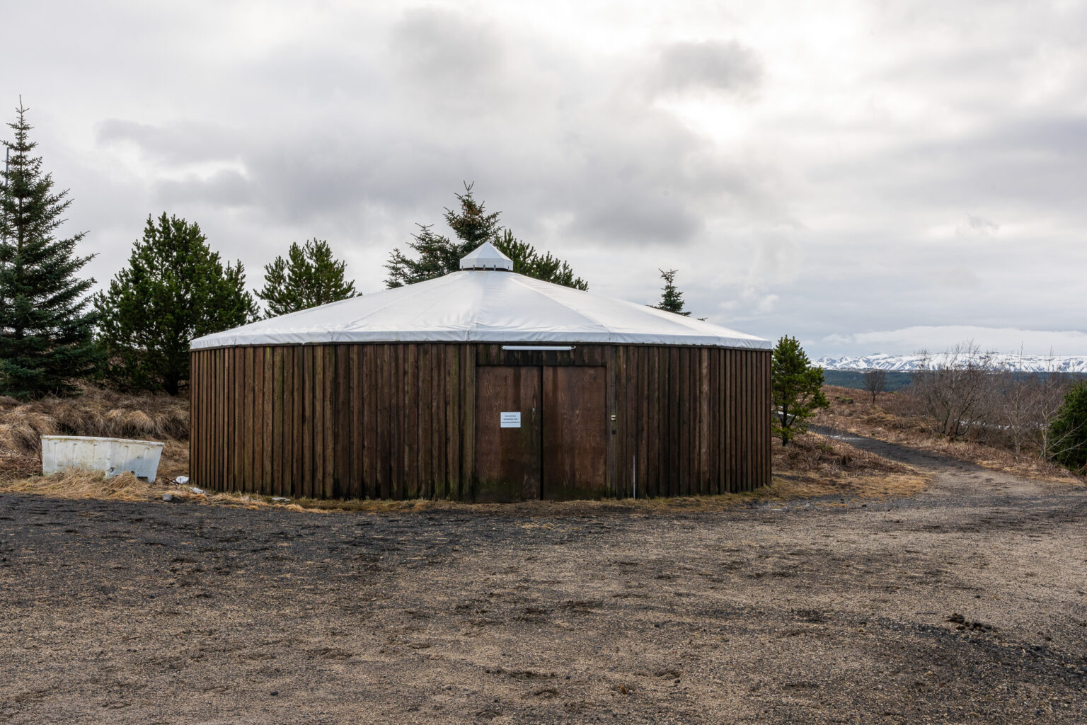 Brostnar vonir í Almannadal – Engin svör fást við því hvað varð um tugi ...