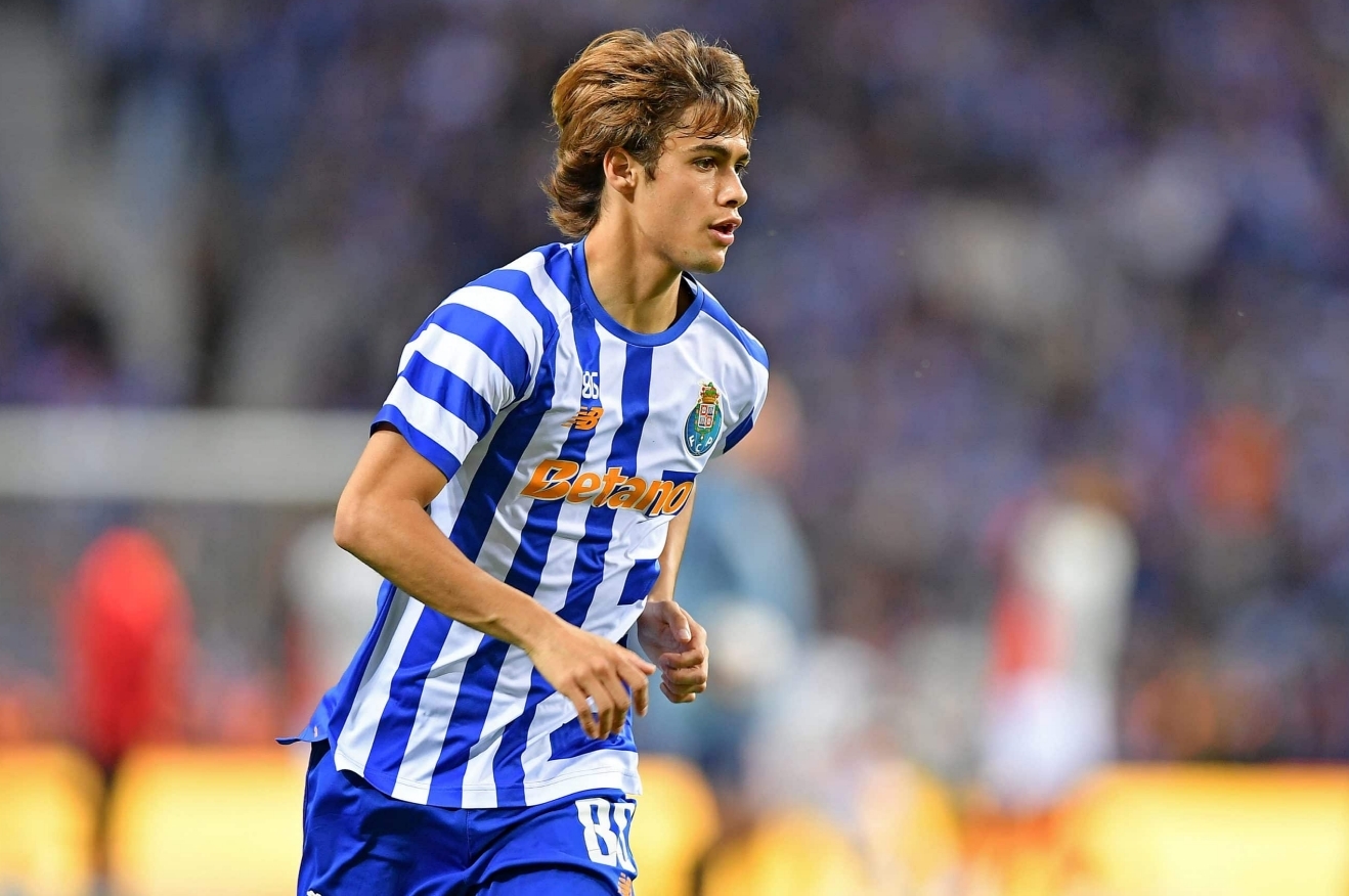 Búast við að þetta verði dýrasti leikmaður í sögu félagsins - Er aðeins ...