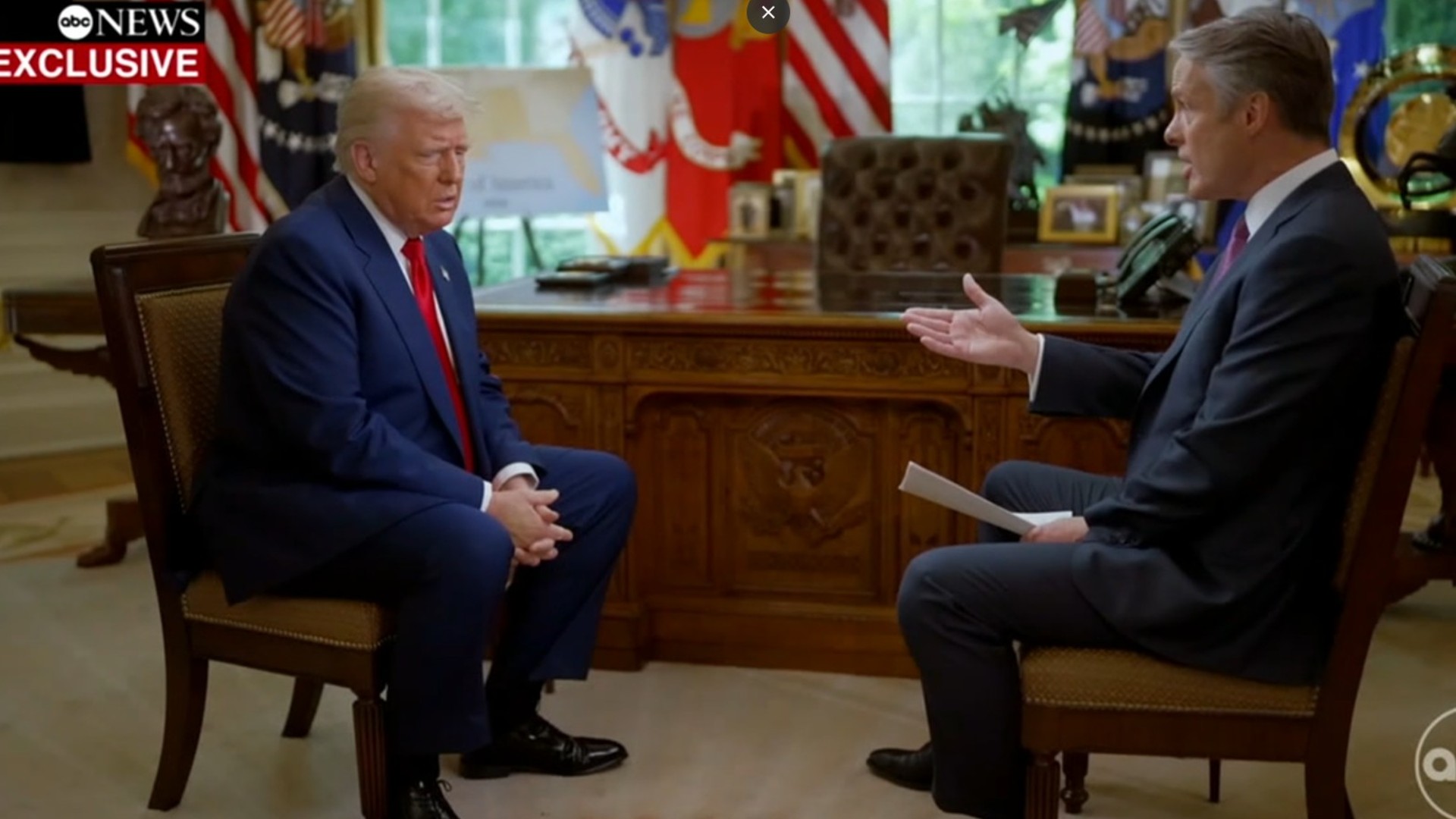 Trump fór yfir um þegar blaðamaður reyndi að leiðrétta hann - „Terry ...