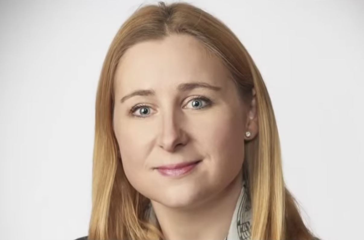 Tónlistarkennari og flautuleikari borin þungum sökum – Lét tvær stúlkur ...