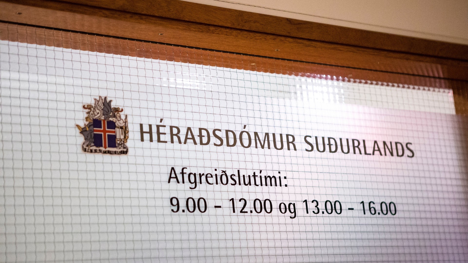 Fór reiður í bíltúr eftir að hafa verið synjað um endurveitingu ...